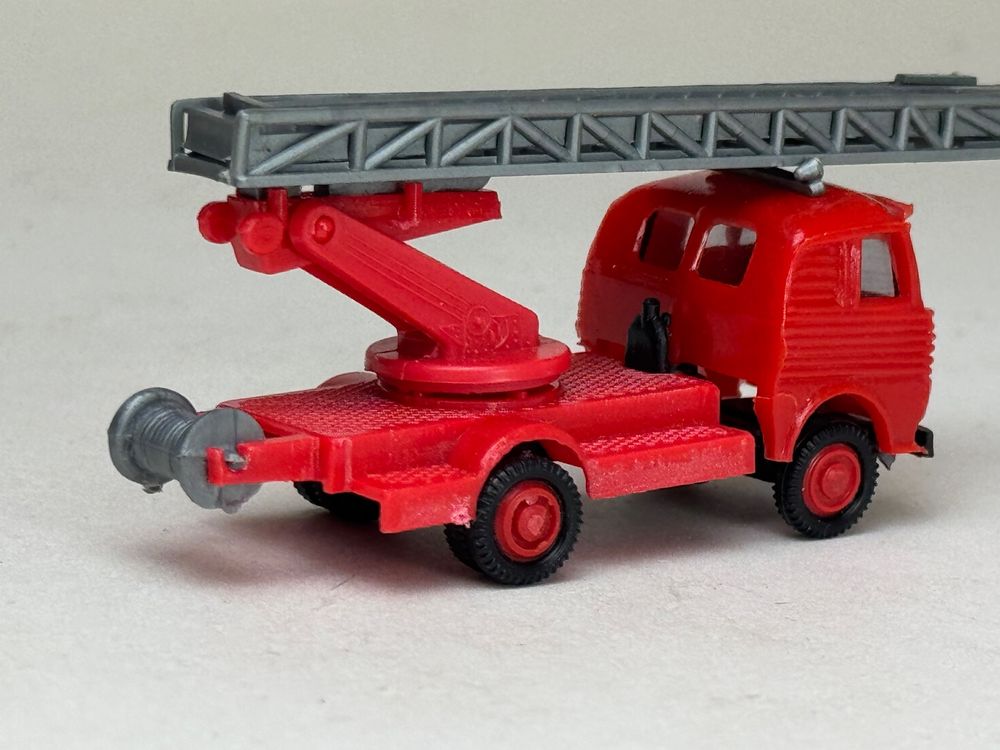 GB1-EKO Pegaso Feuerwehr Leiterwagen (Gebraucht) in Elm für CHF 6 – mit ...