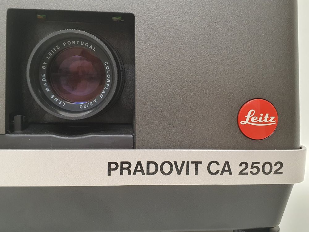Legendärer Diaprojektor LEITZ PRADOVIT CA 2502 - Schnäppchen (Gebraucht) in Aegerten für CHF 149 ...