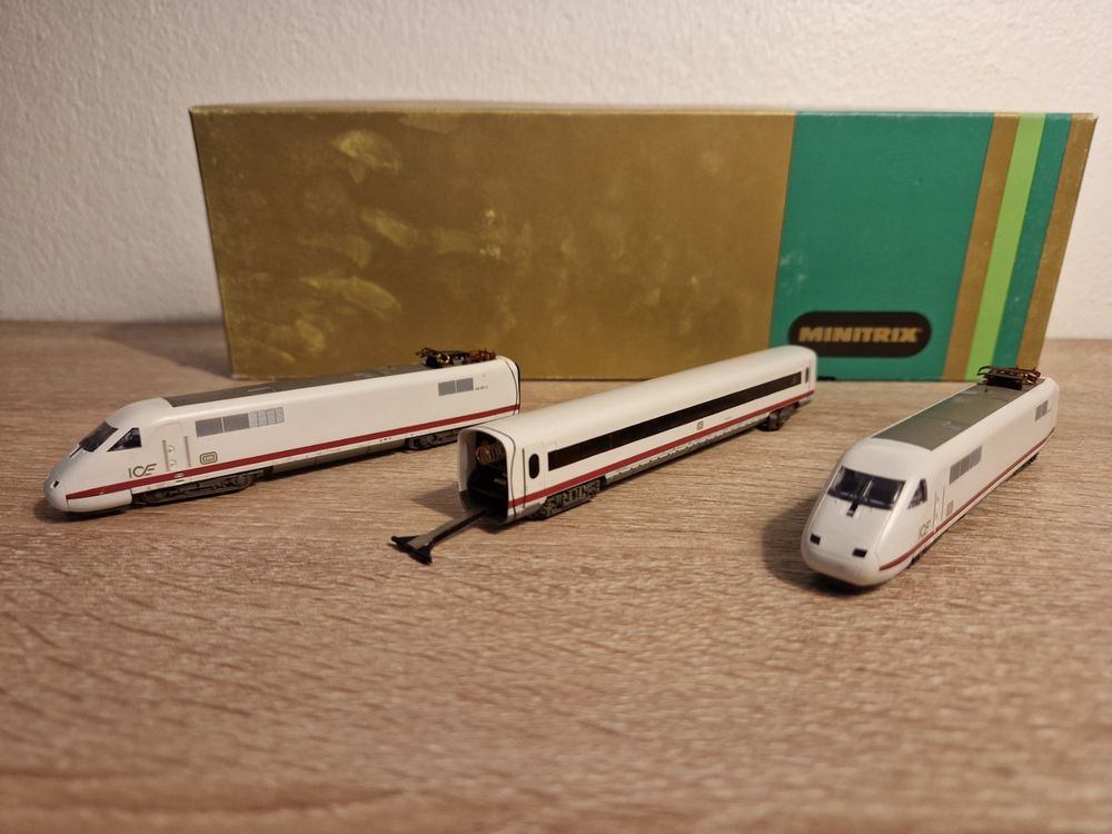 Minitrix 2996 Set E-Lok Set ICE DB (Defekt) in St-Aubin-Sauges für CHF ...