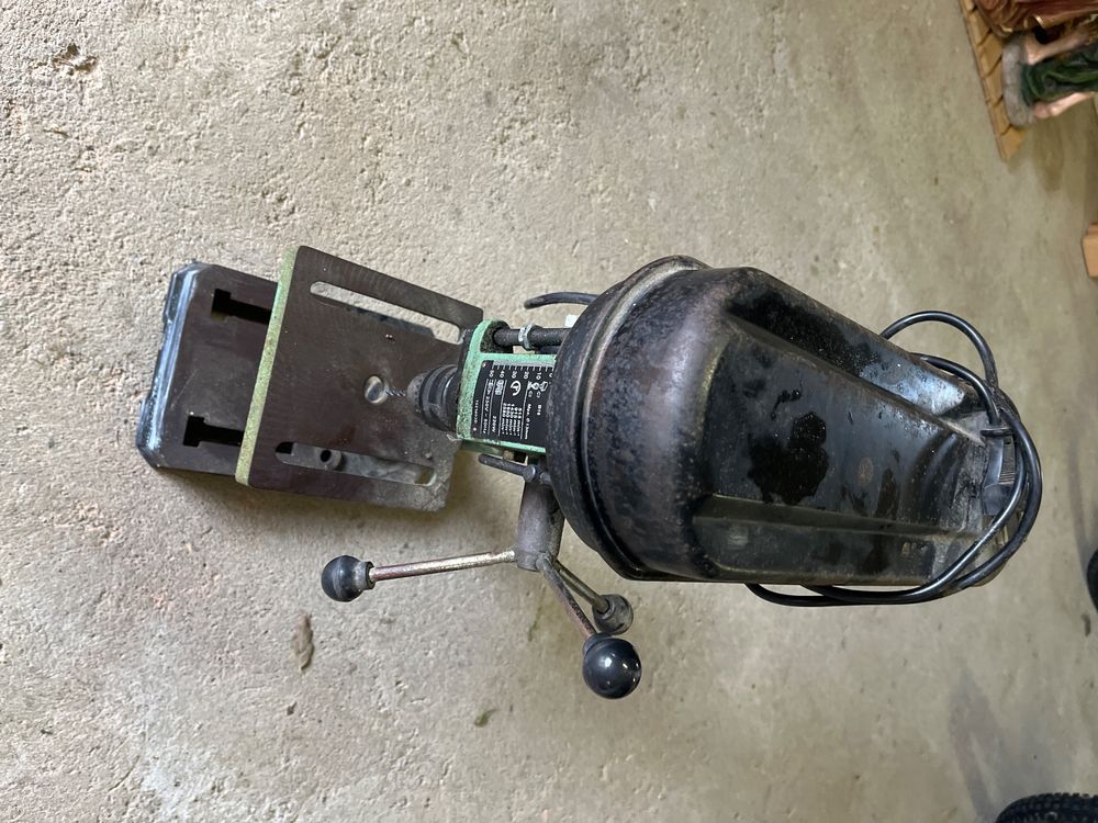 Perceuse à colonne / Ständerbohrmaschine REXON RDM-30A (Gebraucht) in ...