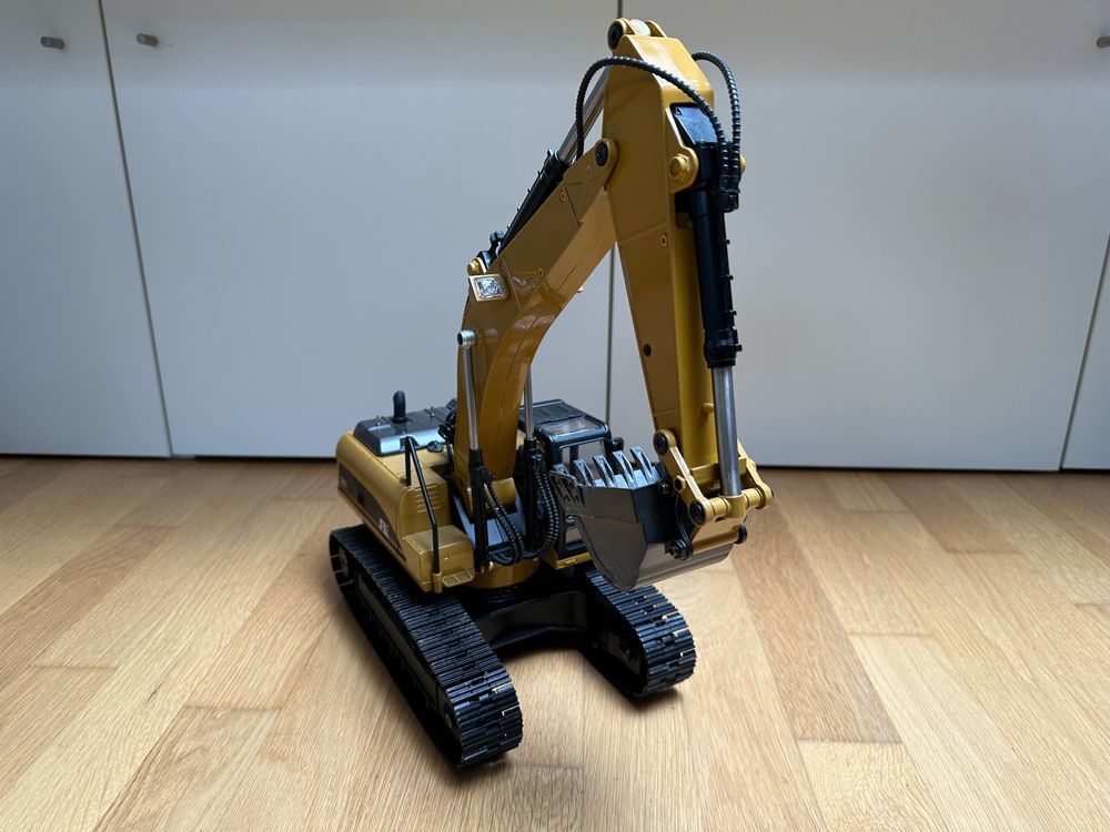 FM1580D FM HUINA Bagger Vollmetall Scale V3 1/14 RTR (Gebraucht) in für ...