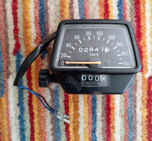 Tacho zu Yamaha XT600 (3TB-83570-00) | Kaufen auf Ricardo