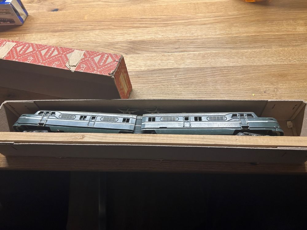 Märklin Doppellokomotive DL 800 selten (Gebraucht) in Schlattingen für ...