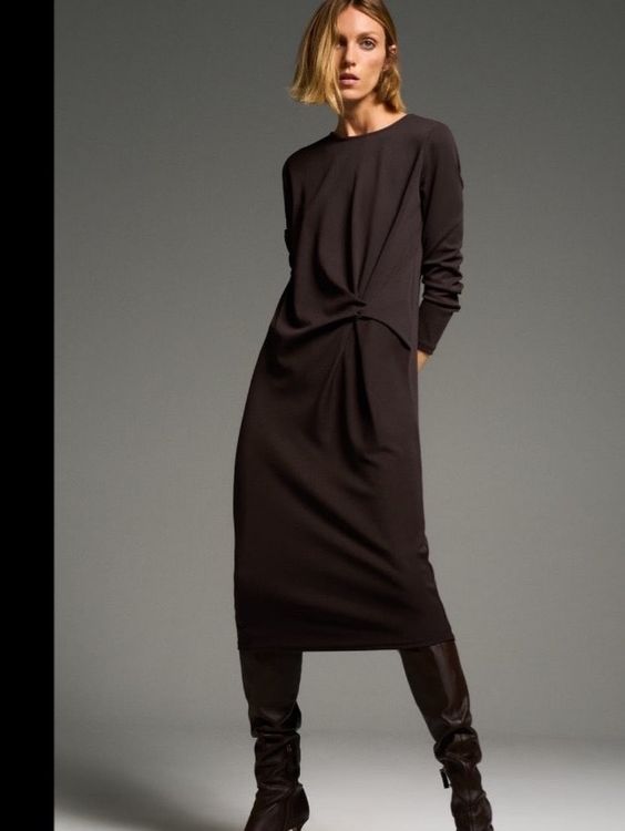 Zara Kleid S neu (Neu und originalverpackt) in Oberurnen für CHF 17 – mit Lieferung auf Ricardo ...