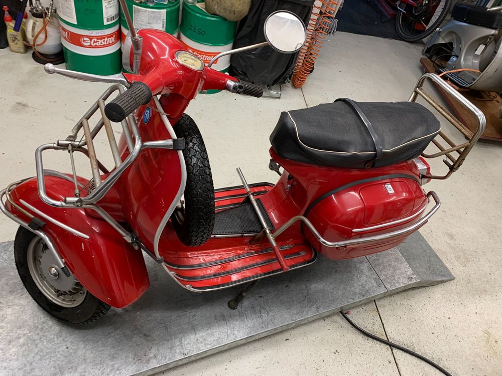 Vespa 125 Sprint VNL (Defekt) in Zunzgen für CHF 3170 – nur Abholung auf Ricardo kaufen
