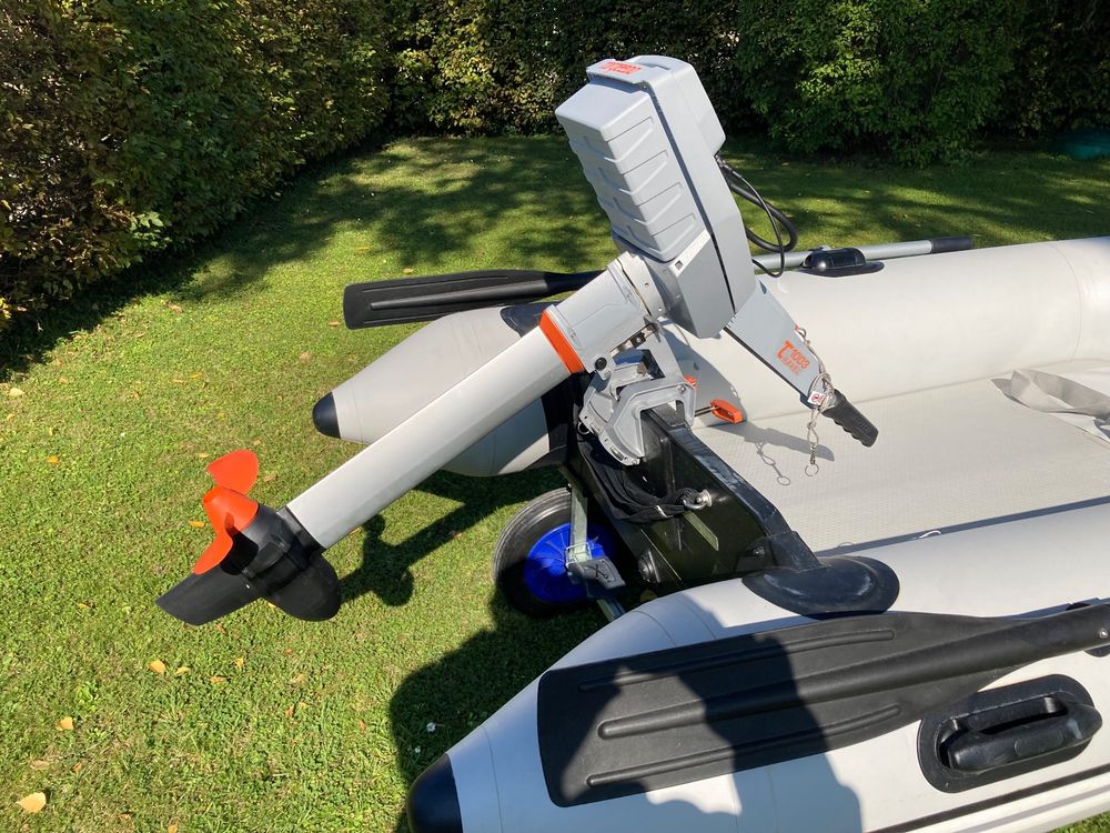 Wunderschne Schlauchboot Mit Motor Gebraucht Bild