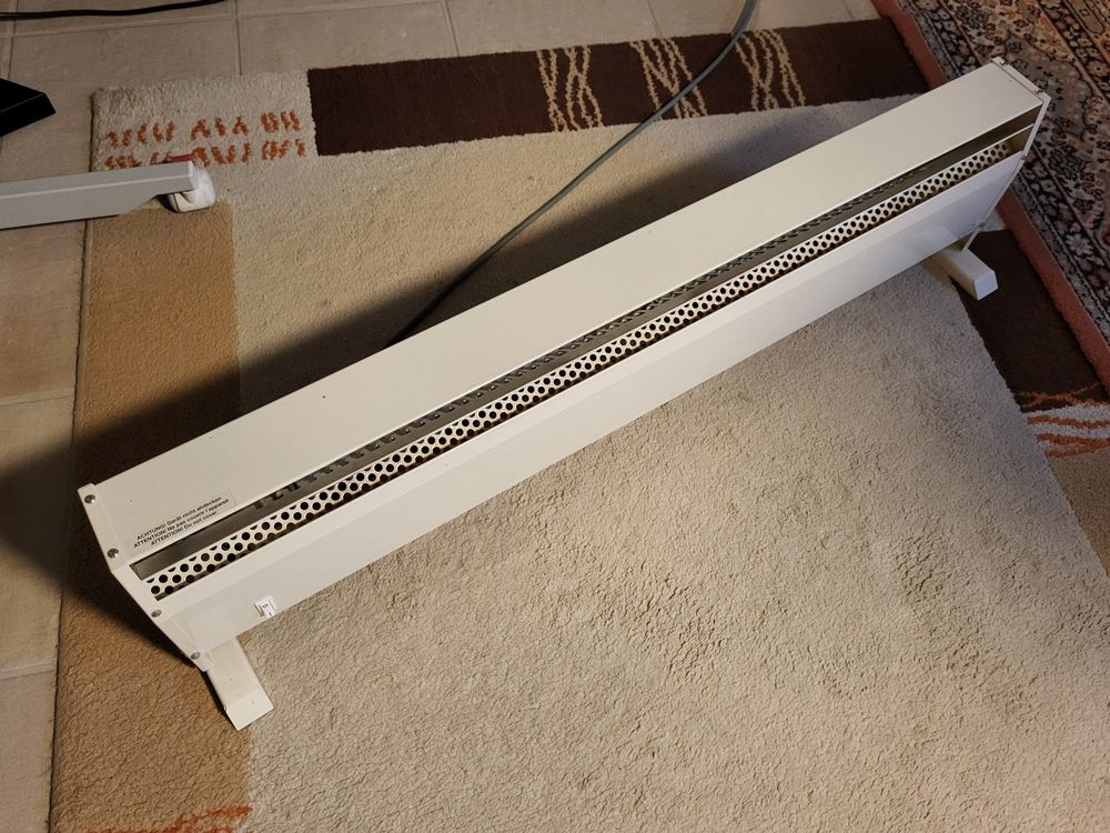 Elektrischer Heizkörper mit Funkthermostat (Gebraucht) in Wintersingen für CHF 99 – nur Abholung ...