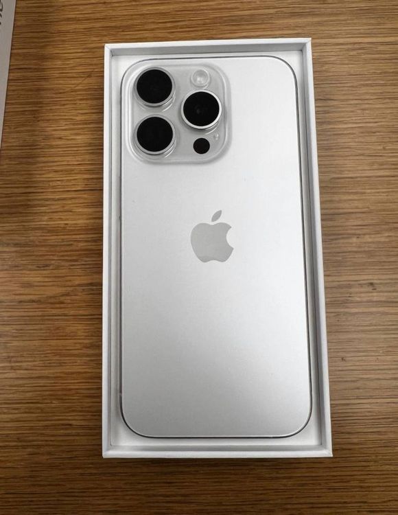Iphone 15 Pro Titan Weiß 128 GB (Gebraucht) in Bülach für CHF 650 – mit ...