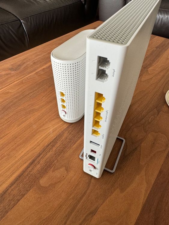 Swisscom Internet-Box 4 (Router) inkl. WLAN-Box 3 (Repeater) (Neu ...