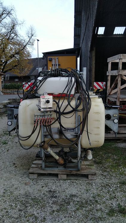 Fischer Feldspritze 12m mit hydraulischem Gestänge | Kaufen auf Ricardo