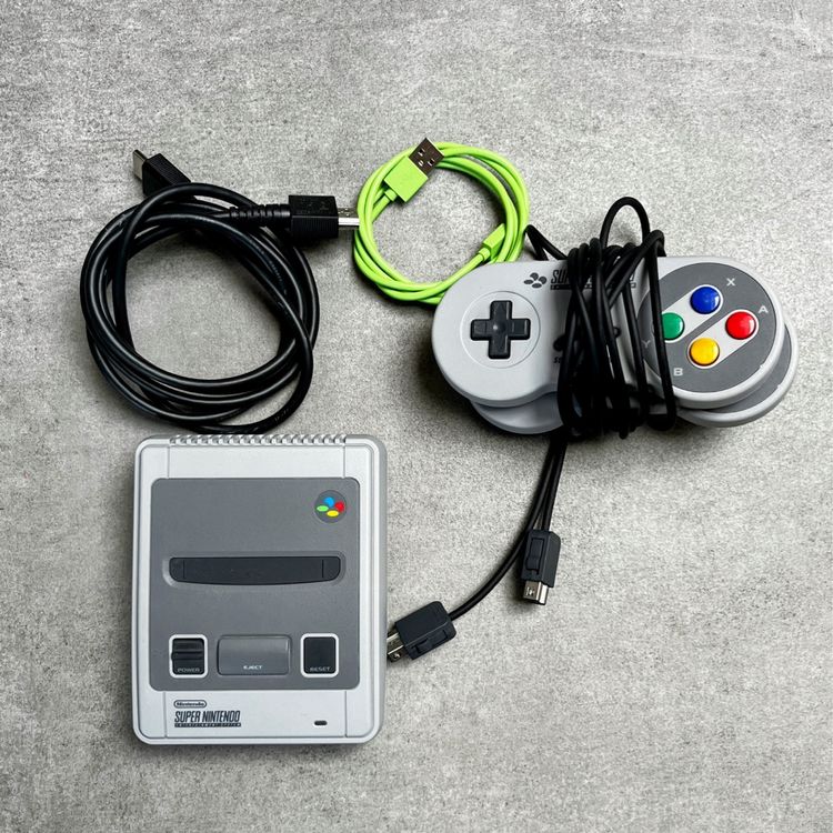 Mini Super Nintendo (Gebraucht) in Vuarrens für CHF 52 – mit Lieferung ...