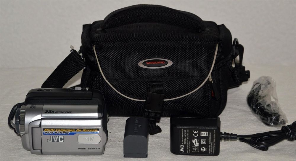 Camcorder / caméscope MiniDV JVC GR-D815E (Gebraucht) in Collonges für CHF 163 – mit Lieferung ...