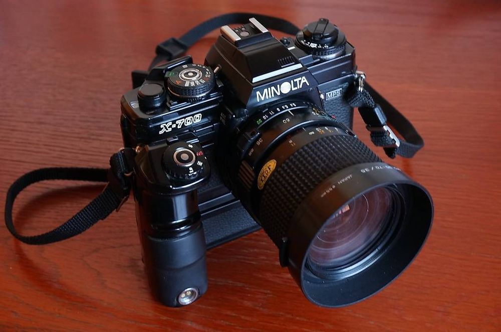 Minolta X-700 mit Minolta 35-70mm f3.5 Motor Drive 1 TOP (Gebraucht) in ...