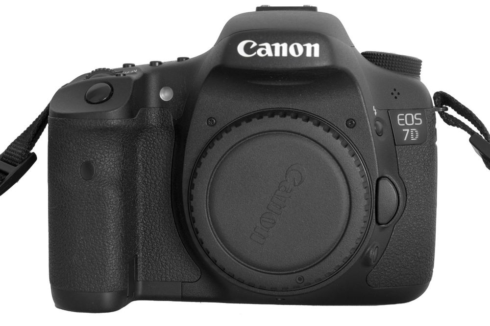 CANON EOS 7D - Kamera mit VOLL HD VIDEO (Gebraucht) in Emmen für CHF 219 – mit Lieferung auf ...