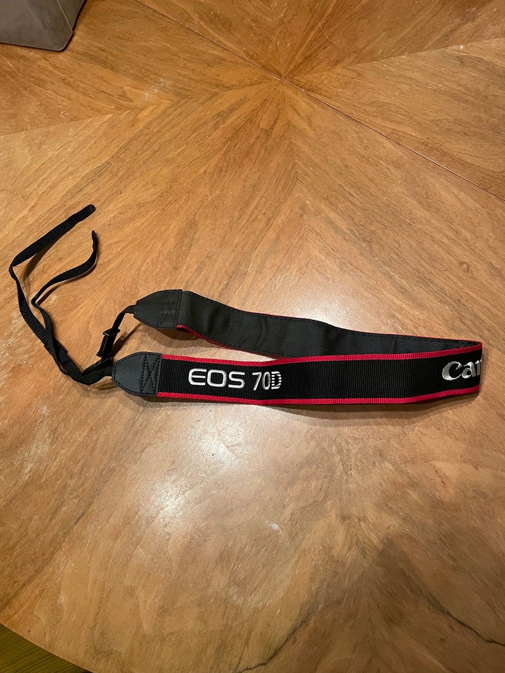 Neuer Canon EOS 70D Kameragurt (Gebraucht) in Obergerlafingen für CHF 1 ...