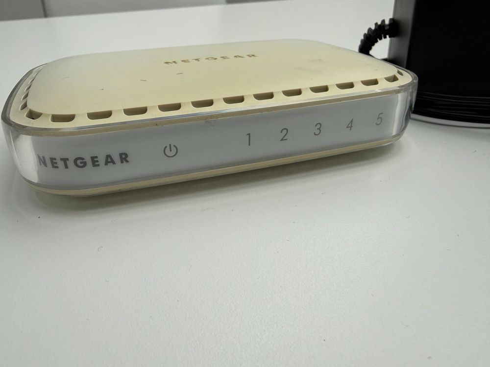 Netgear FS605v3 Switch, 5x RJ-45 10/100 Mbps Ethernet (Gebraucht) in ...