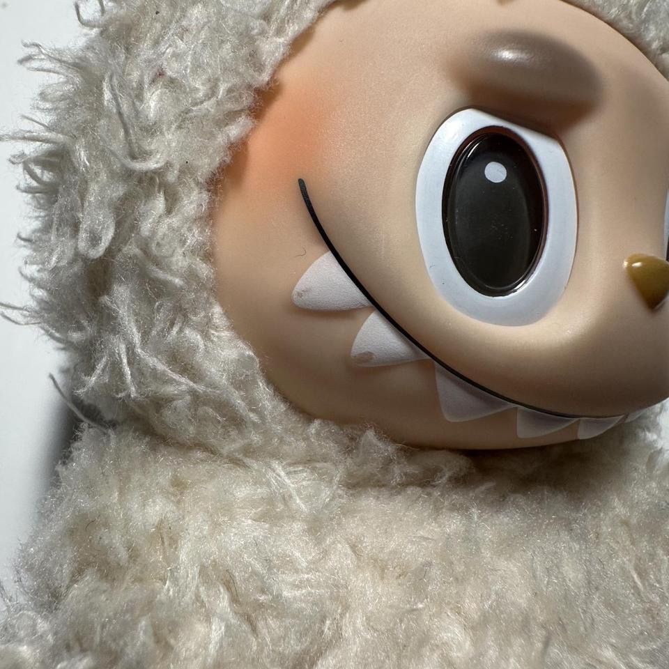 Original white/cream Labubu (Gebraucht) in Winterthur für CHF 43.9 ...