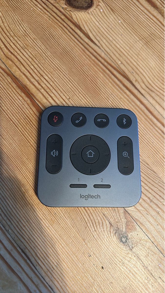 Logitech Scribe Whiteboard Camera Remote - Excellent Conditi (Gebraucht) in Pratteln für CHF 10 ...