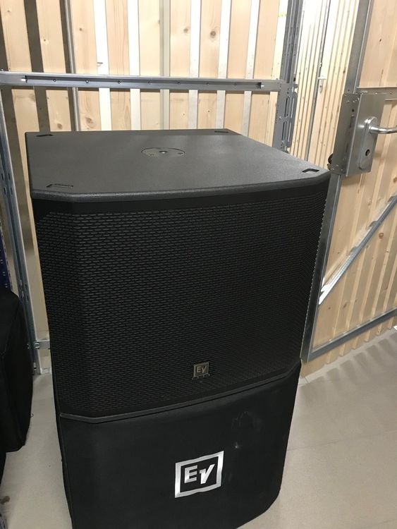 Aktive 18 Zoll Subwoofer EV EKX-18SP (2 Stk.) (Gebraucht) in Felsberg für CHF 1600 – nur ...