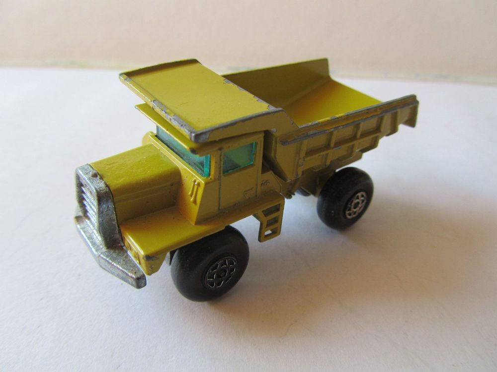 Mack Dump Truck, Matchbox Superfast, Nr. 28 A (Gebraucht) in Weiningen ...