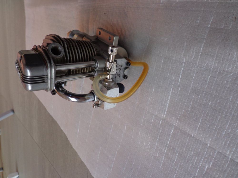 Alten Modellmotor Enya 60-4C (9.97 ccm) | Kaufen auf Ricardo