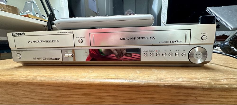 Samsung DVD-VR 300 E DVD/ VHS -Rekorder | Kaufen auf Ricardo