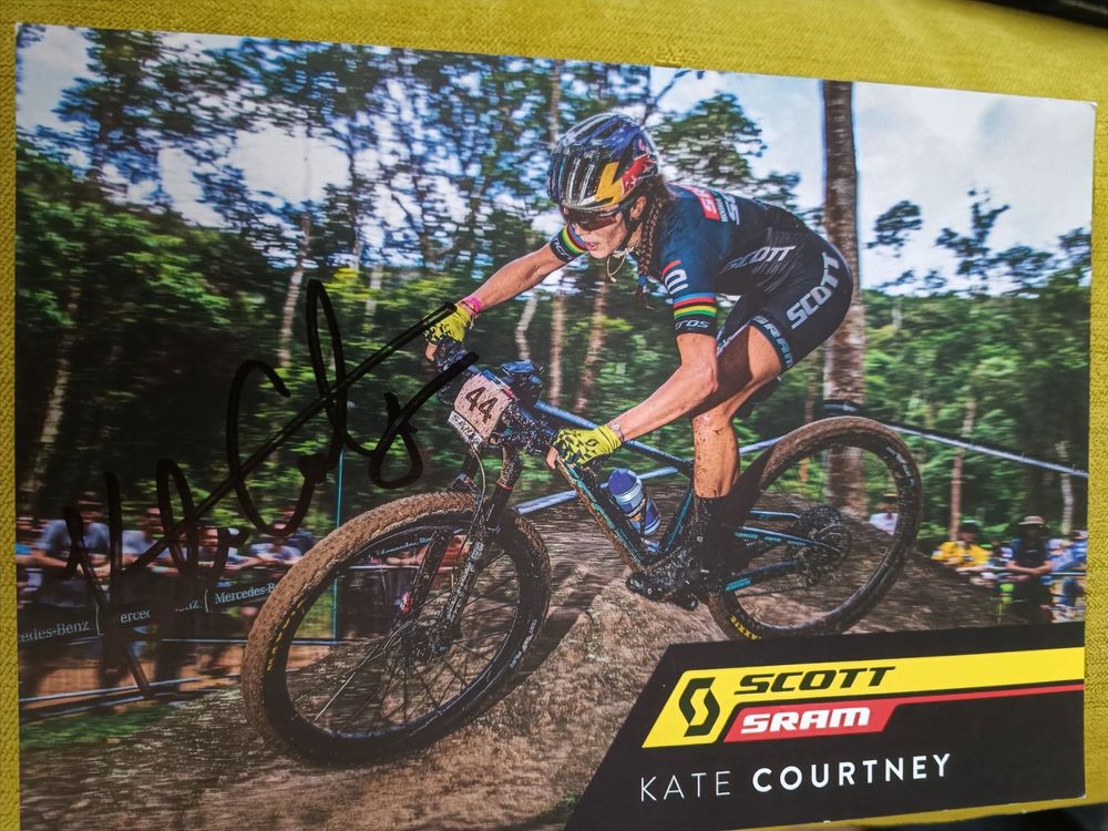 Kate Courtney - Rad - USA - Weltmeisterin - A5 (Gebraucht) in Menziken ...