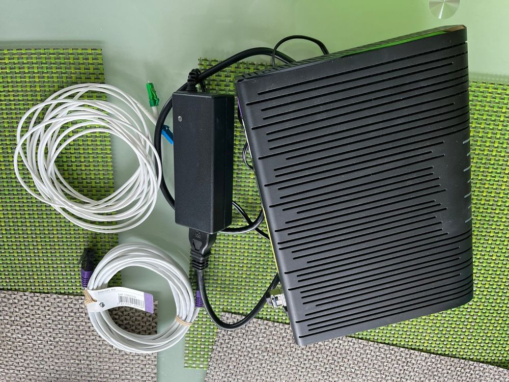 Swisscom Centro Business 2 Router für DSL oder Fiber (Gebraucht) in ...