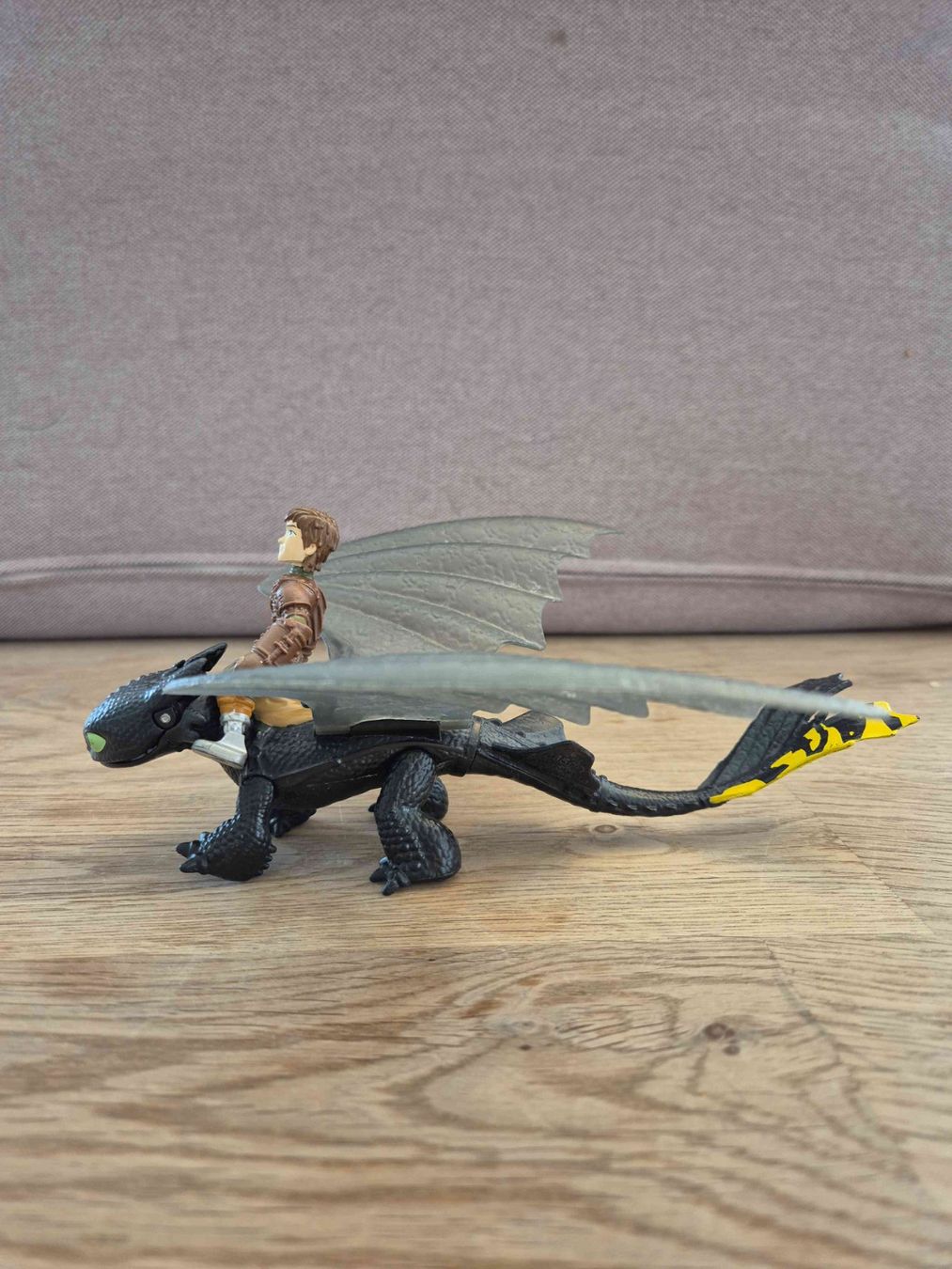 How to Train Your Dragon Ohnezahn & Hicks ab 1.- (Gebraucht) in Giswil ...