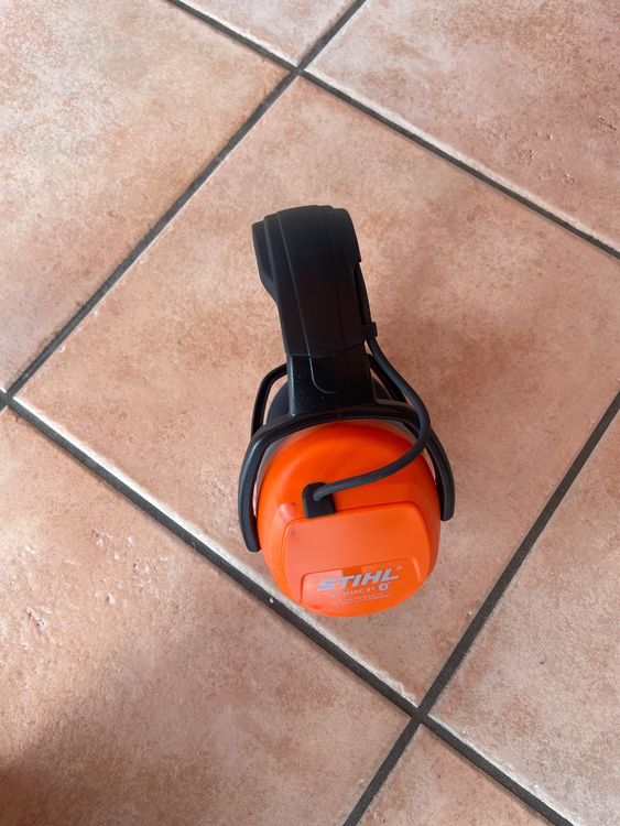 STIHL Gehörschutz Forst Headset mit Radio Bluetooth neuwe... (Defekt ...
