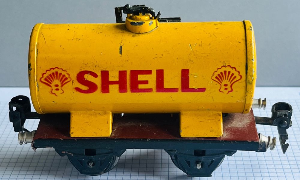 Blech Modelleisenbahn Shell Tankwagen (Gebraucht) in Volketswil für CHF ...