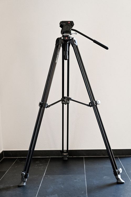 TRIPOD VIDEO MANFROTTO MVT502AM avec rotule 701HDV | Kaufen auf Ricardo
