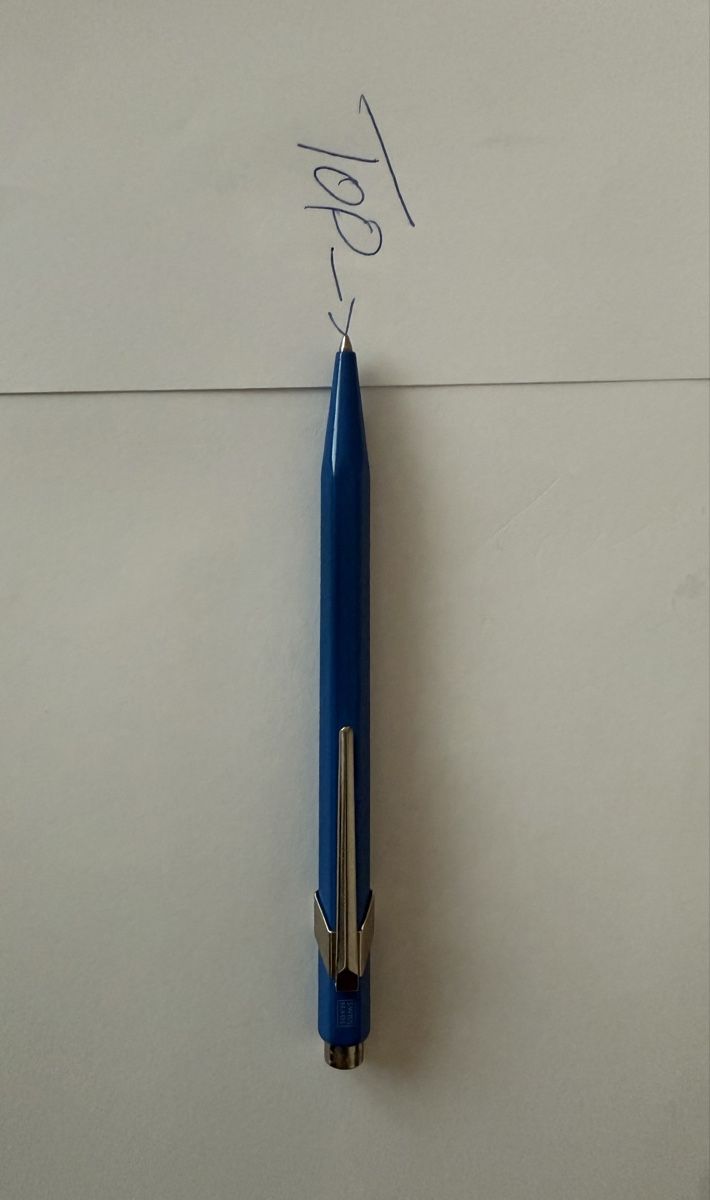 Caran d'Ache Kugelschreiber blau - Top Zustand! (Gebraucht) in Oetwil ...