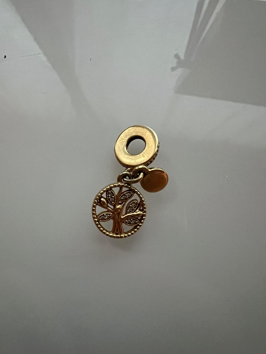 Pandora Charm, Gold (Gebraucht) in Kirchberg BE für CHF 26 – mit ...