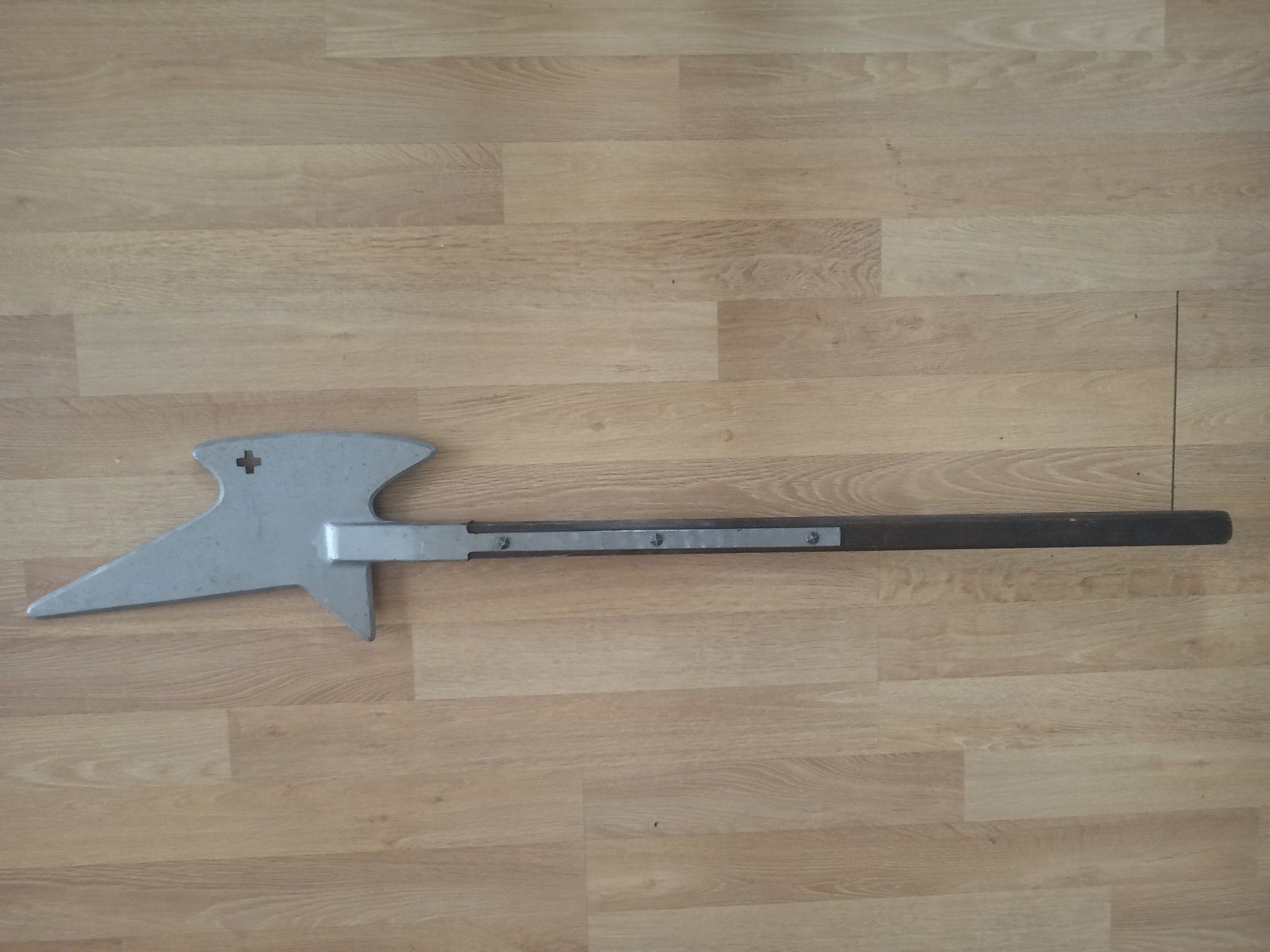 Marignano Hellebarde Dekowaffe, (Gebraucht) in Flawil für CHF 50 – mit ...