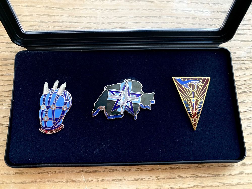 Limitierte seltene HR Giger Pins, Buttons, Anstecker (Neu und ...