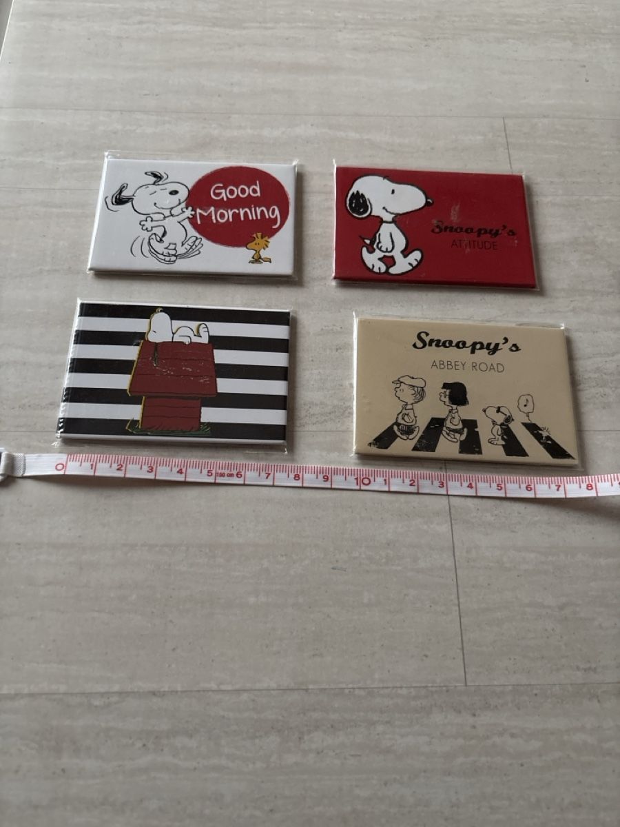 Lot de 4 magnets Snoopy neufs (Neuf avec emballage d'origine) à Aigle ...