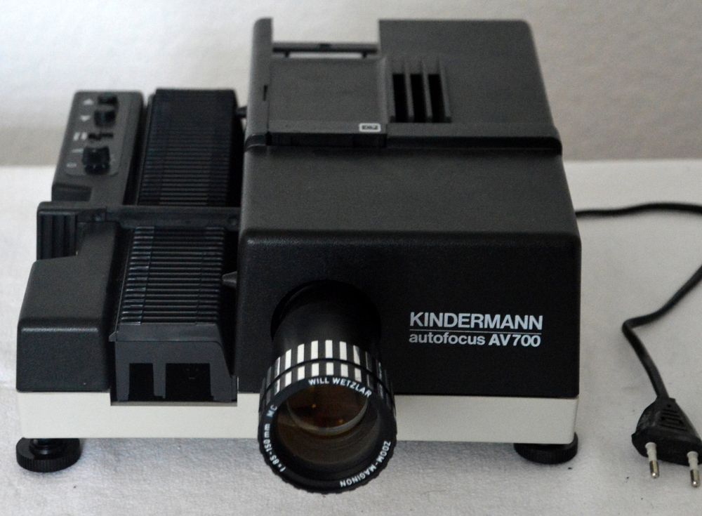 Diaprojektor / Projecteur Kindermann AV700 (Gebraucht) in für CHF 55 ...