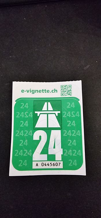 Vignette 2024 (Neu und originalverpackt) in Zürich für CHF 27 – nur Abholung auf Ricardo kaufen