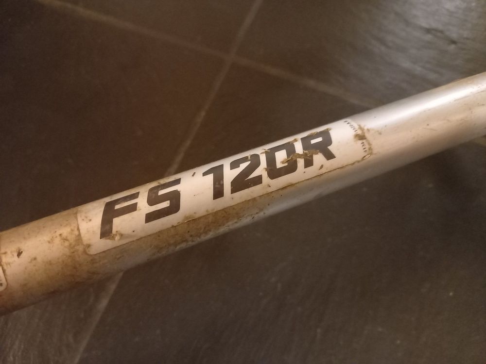 Freischneider Motorsense Stihl FS 120R (Defekt) in Männedorf für CHF 82 ...