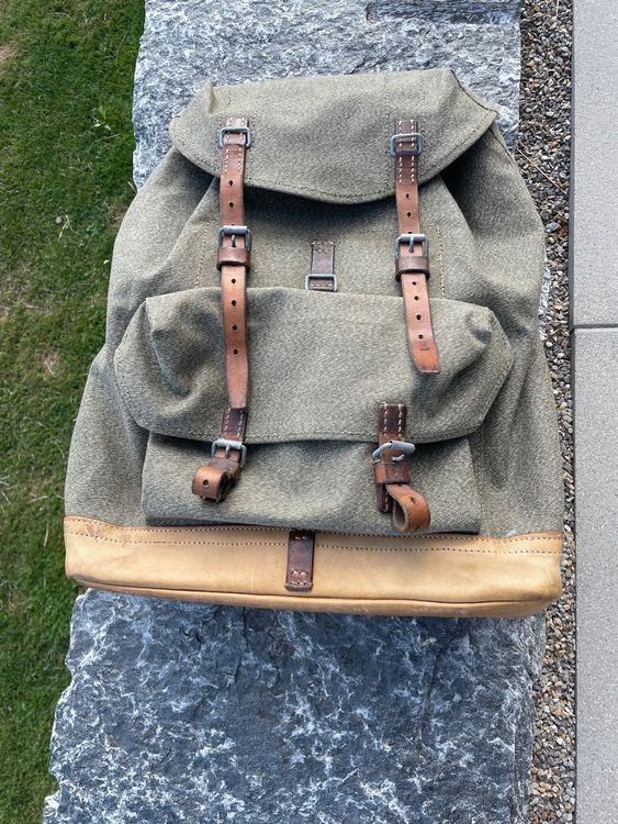Alter Militärrucksack, alter Schweizer Armeerucksack 1957 | Kaufen auf ...