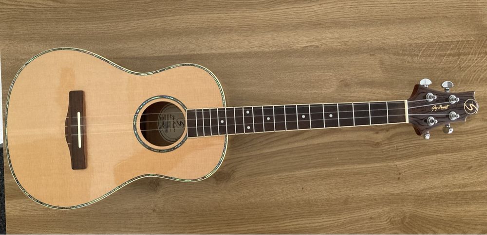 Ukulele Greg Bennett Design | Kaufen auf Ricardo