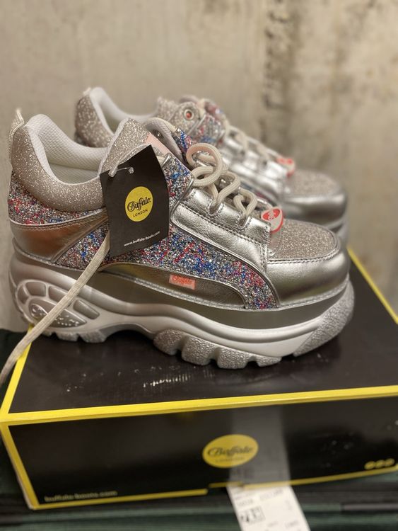 Buffalo Shoes (Neu und originalverpackt) in Winterthur für CHF 70 – mit ...
