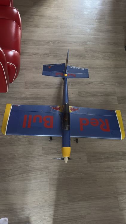 Red Bull RC Flugzeug, nie geflogen, Top Zustand (Neu (gemäss ...