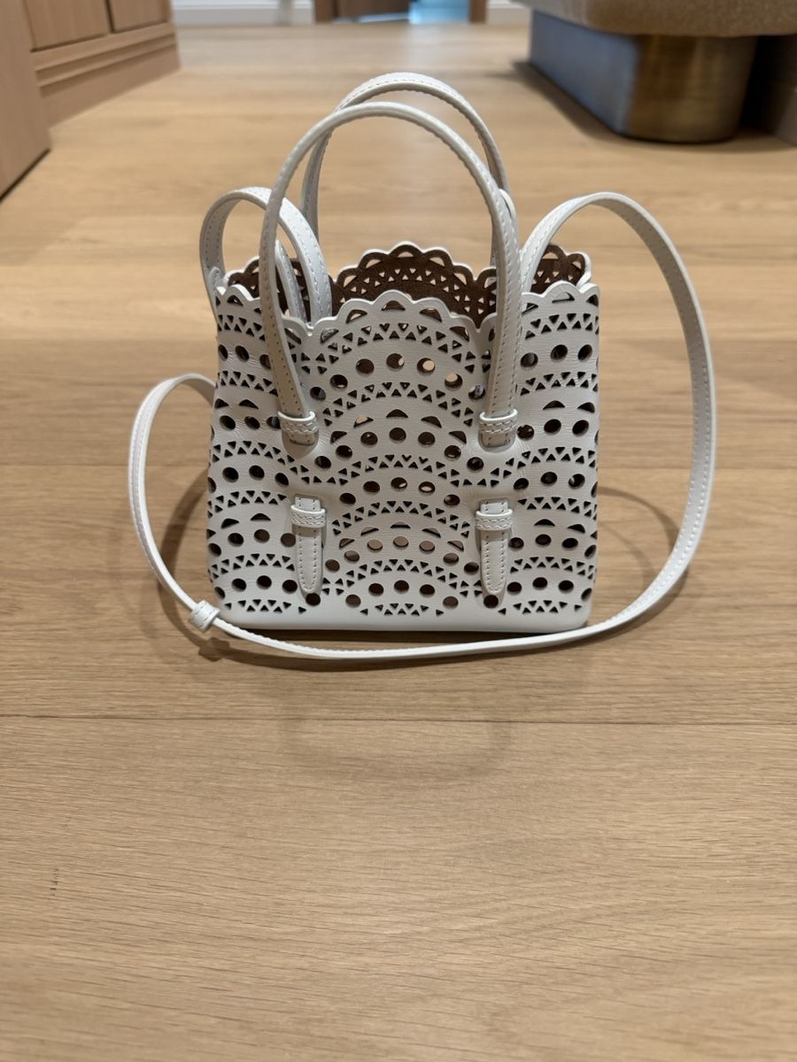 Alaia La Mina 16 Vienne Wave Leather tote bag (Gebraucht) in Zürich für ...