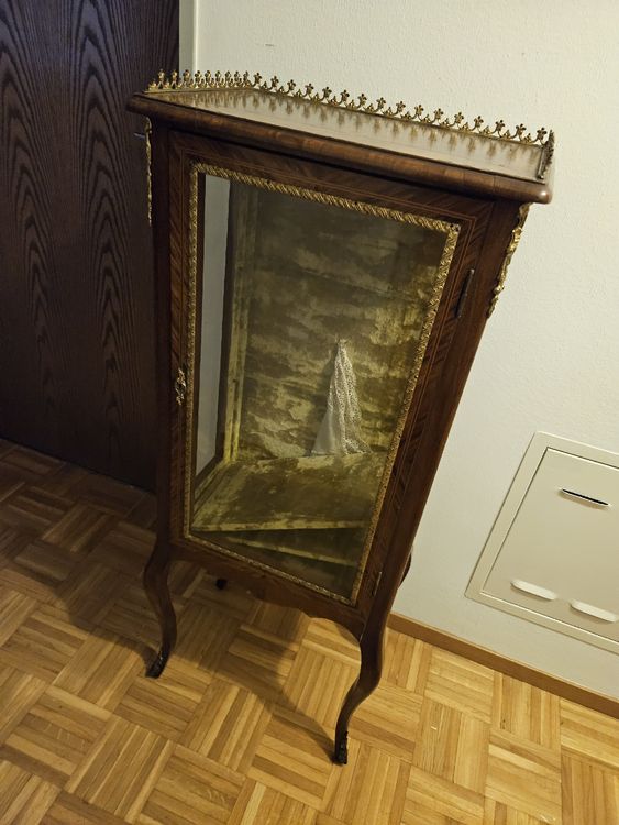 Louis XV Vitrine (Gebraucht) in Wilen b. Wil für CHF 149 – nur Abholung ...