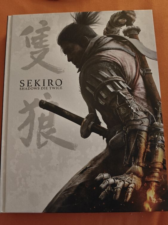 Sekiro shadow die twice lösungsbucg top zustand ultra rare (Neu (gemäss Beschreibung)) in ...
