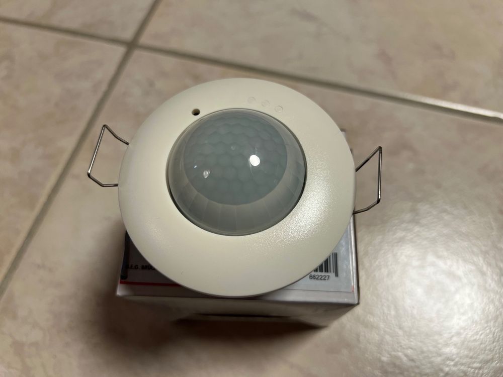KNX Präsenzmelder Bewegungsmelder B.E.G. PD2 S 360 DE ST KNX | Kaufen ...