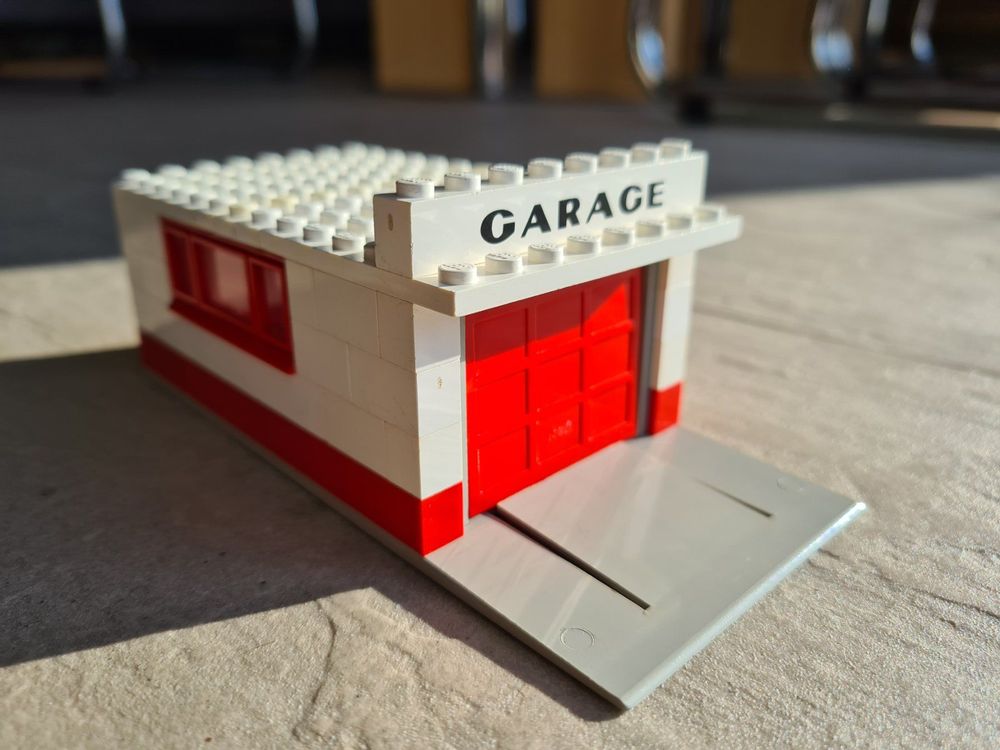 Lego 236 Garage mit automatischem Tor (Gebraucht) in für CHF 12 – mit ...