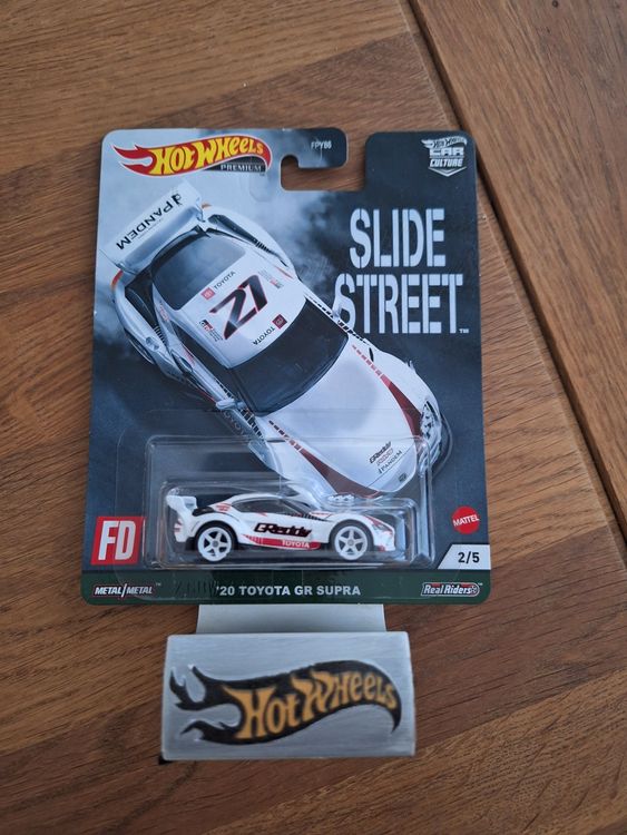 Hot Wheels Premium Slide Street 2021 Set (Neu und originalverpackt) in ...